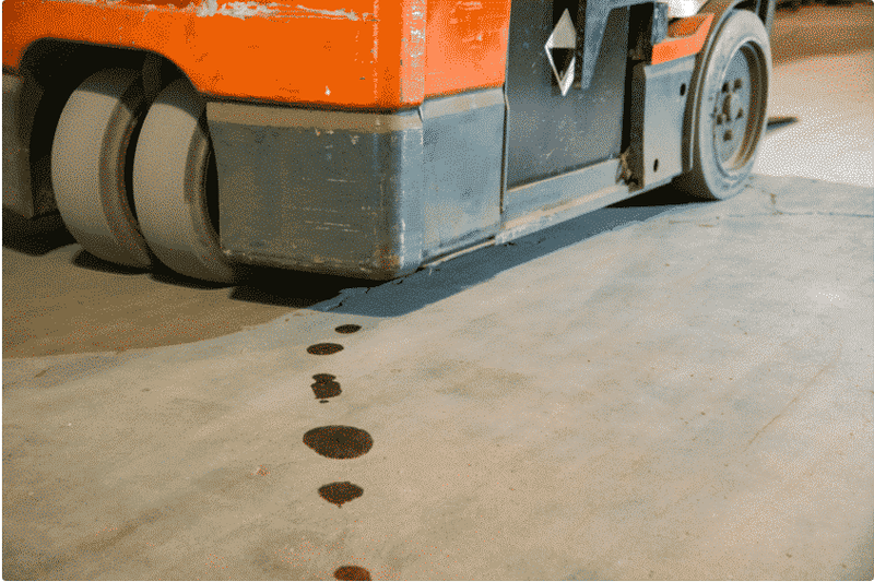 Forklift Hydraulic Maintenance & Leak Repair Guide