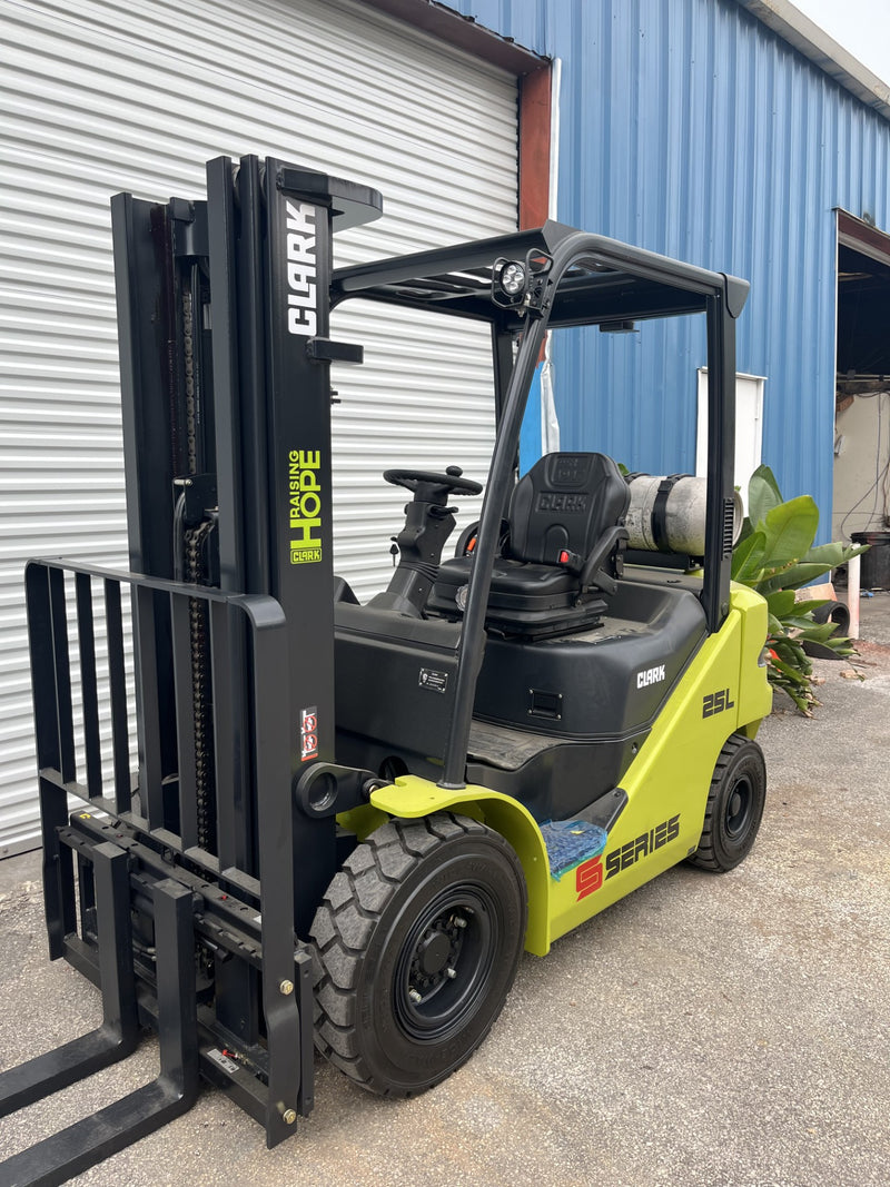 AAA Forklifts - NEW 2023 Clark S25 5000 lb. LPG Forklift w/ Sideshift & Pneumatic Tires 189"H
