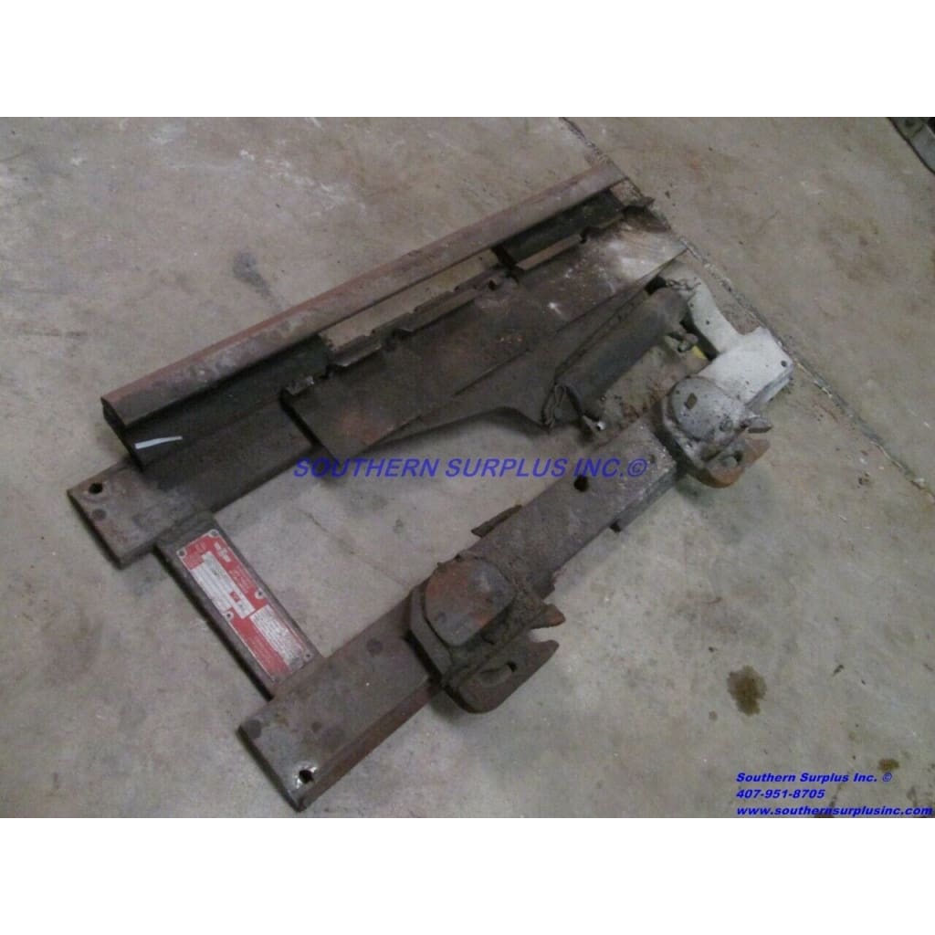 AAA Forklifts - Cascade 55D-SS-06A Side Shift Bracket Hyster S60XL ...