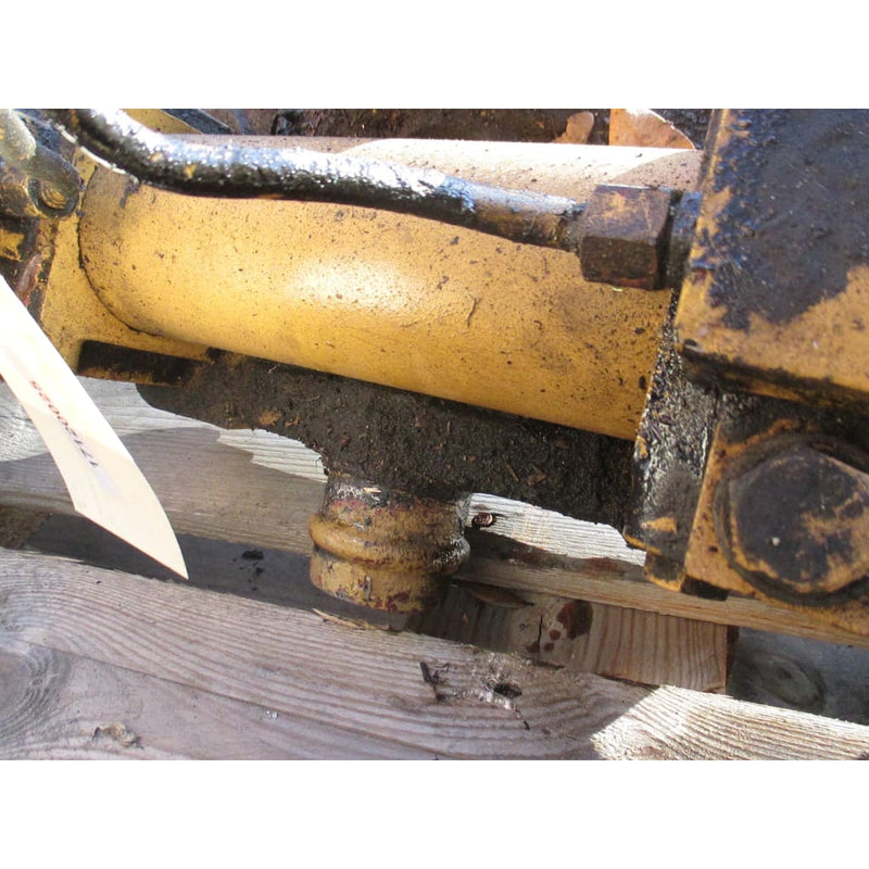 AAA Forklifts - Caterpillar T40D 4000LBS Forklift Rear Steering Axle ...