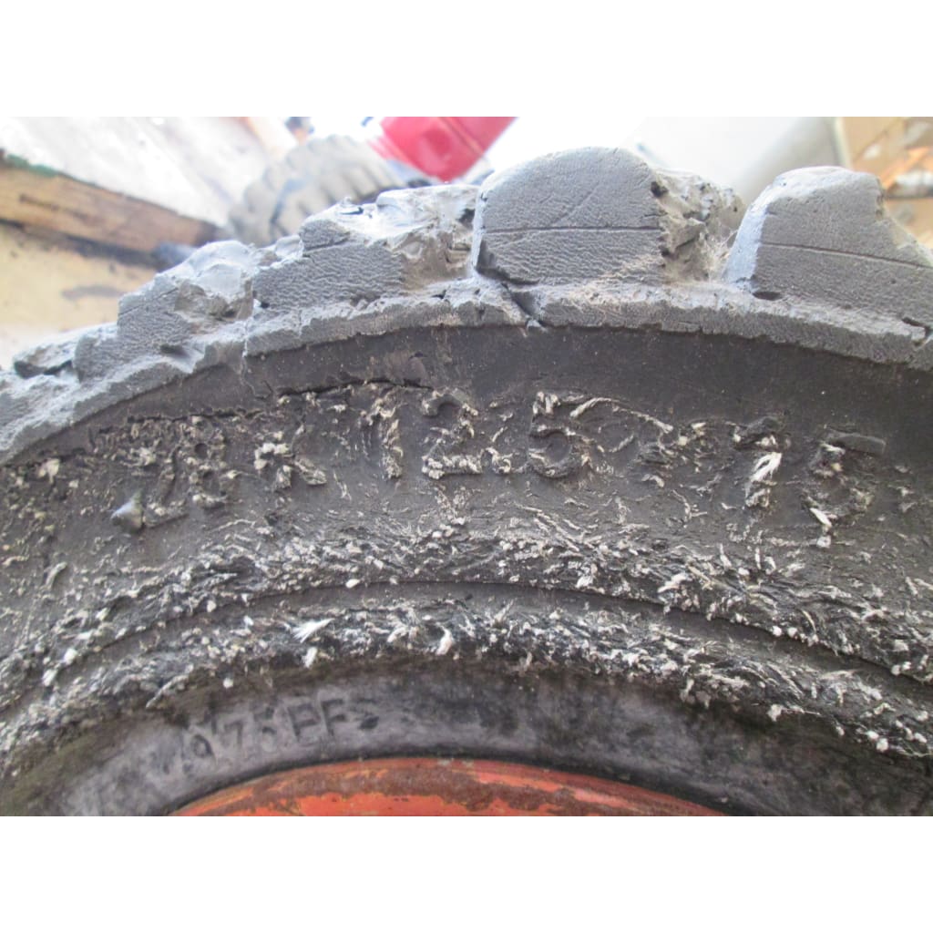 AAA Forklifts - Linde Tires And Rims 28x12.5-15