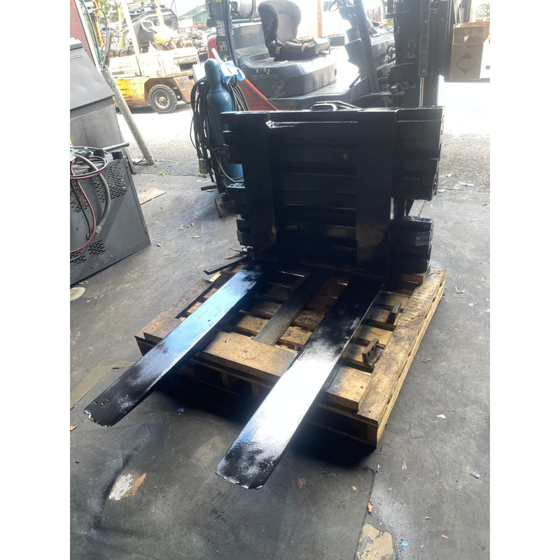 AAA Forklifts - REFURB Cascade 70D-FPS Rotating Fork Positioner Clamp ...